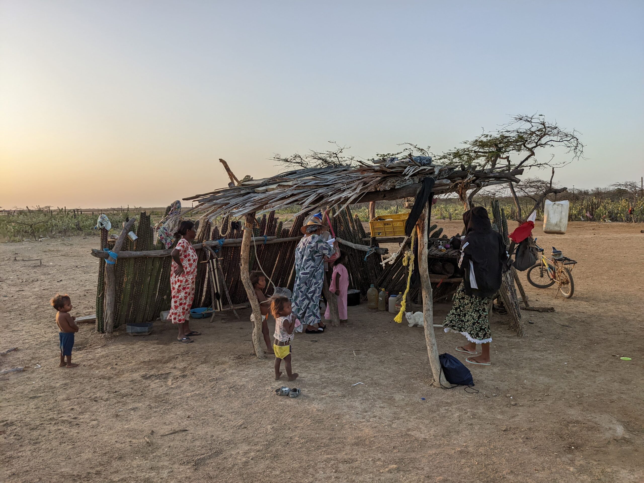 SOMOS LA FAMILIA PUSHAINA – Apadrinamiento Fundación Mujer y Hogar